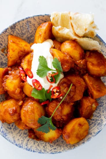 Easy potato curry - Simply Delicious